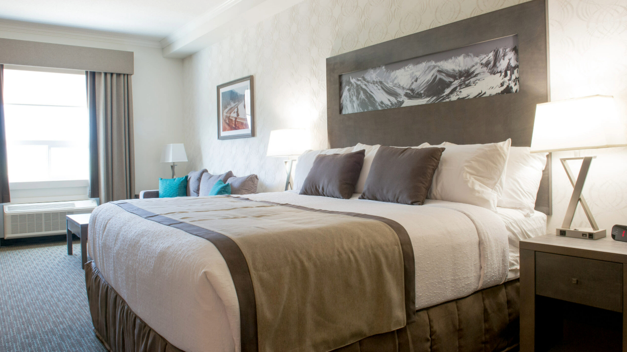 Ramada Inn | ATCO Structures Canada