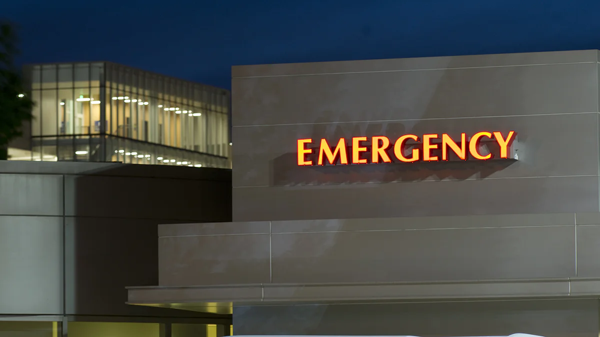 Modular Healthcare Buildings & Clinics | ATCO Structures Canada